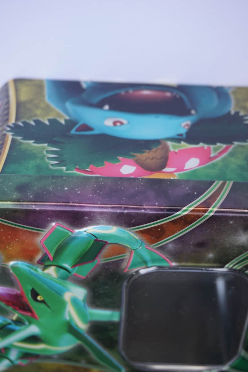 Rayquaza Tin - Pocket Monster